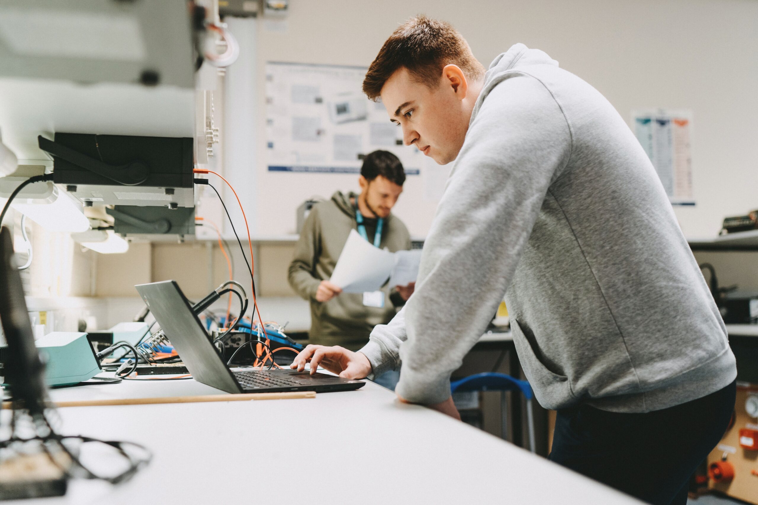 BEng (Hons) Engineering (Electrical and Electronic Engineering) (Top-Up) - University Centre ...